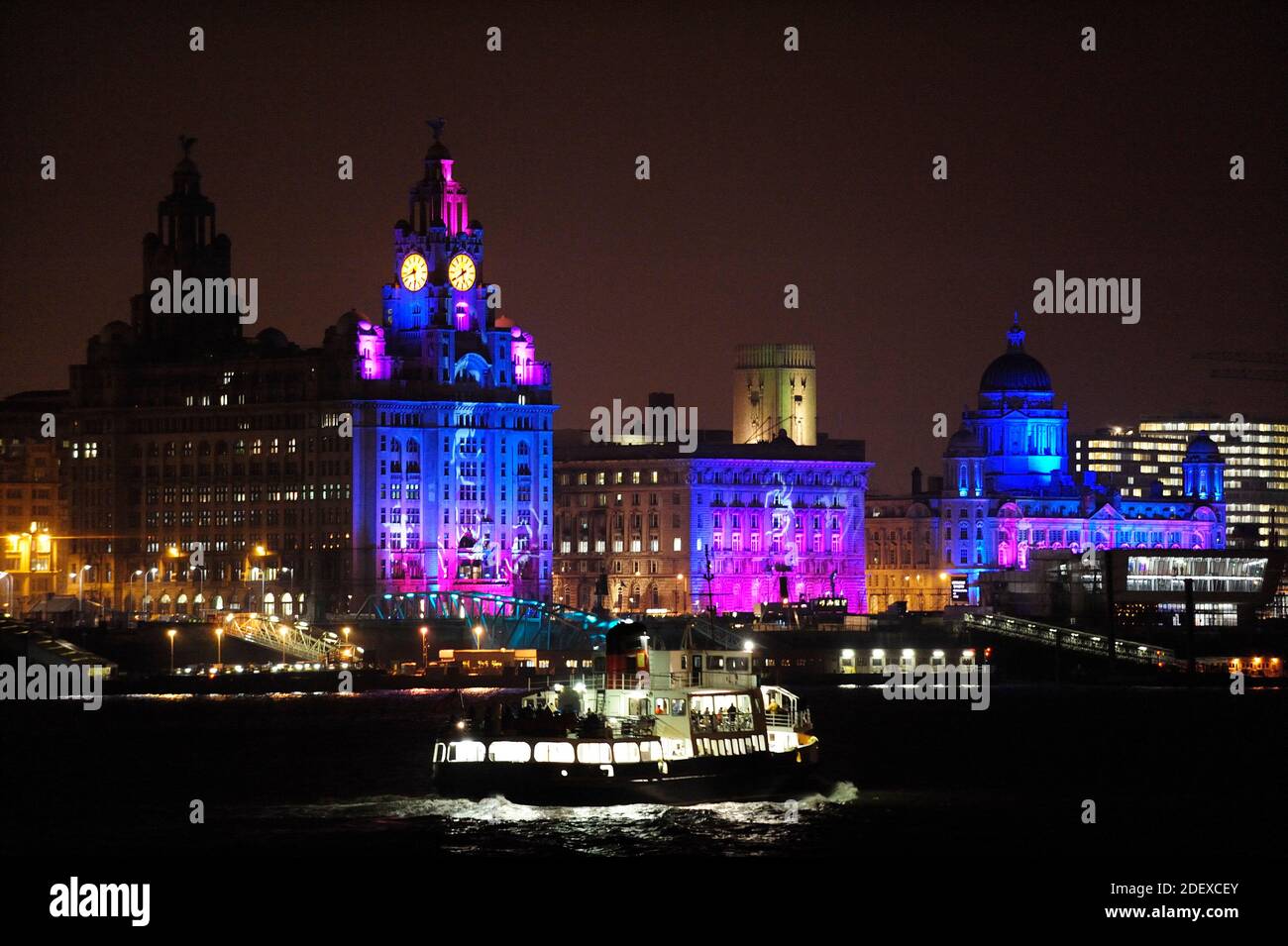 Liverpool 2008 2009 hi-res stock photography and images - Alamy