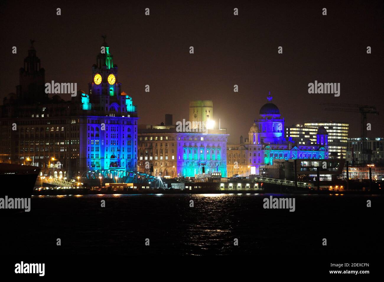 Liverpool 2008 2009 hi-res stock photography and images - Alamy