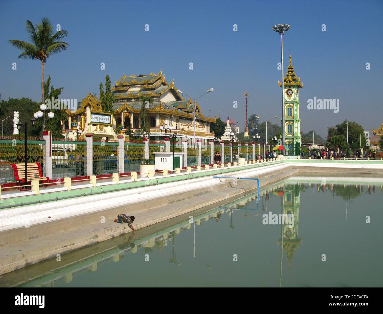 Kyauk Taw Gyi Pagoda, Mandalay, Myanmar Stock Photo - Alamy