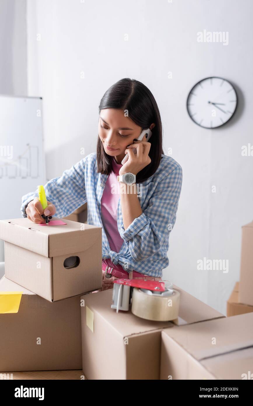 Talk carton hi-res stock photography and images - Alamy