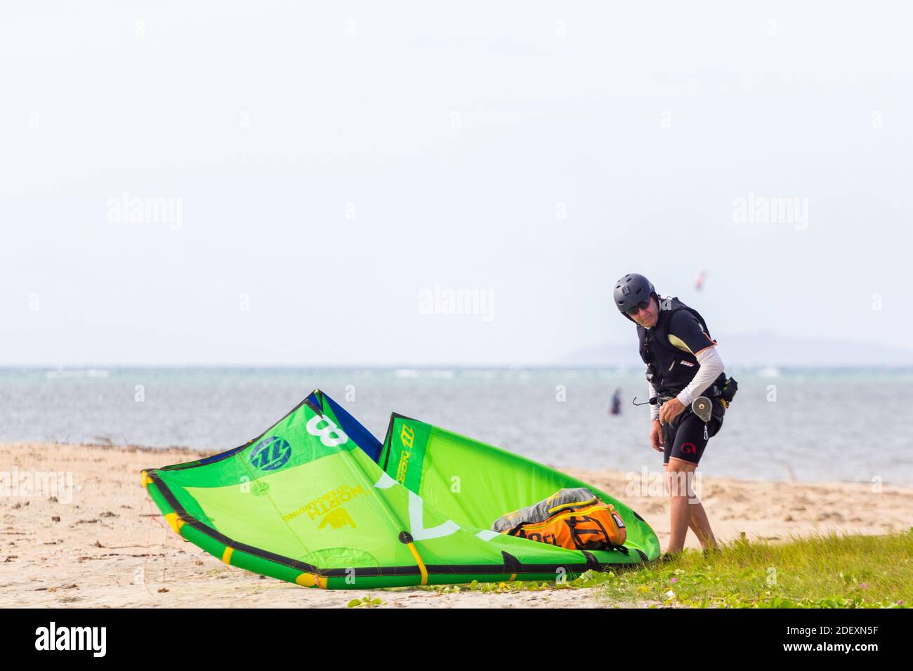 Kite boarding in Capusan Beach, Cuyo, Palawan, Philippines Stock Photo ...