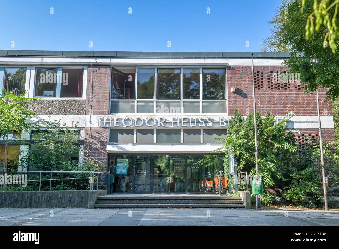 Theodor-Heuss-Bibliothek, Hauptstraße, Lassenpark, Schöneberg ...