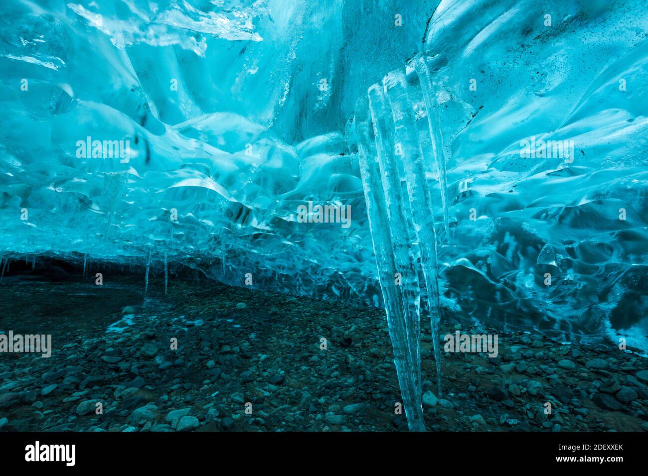 Ice cave, Vatnatjokull glacier, Southern Iceland, Iceland, Europe Stock ...