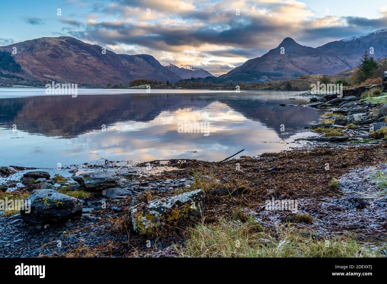 Loch leven sunrise hi-res stock photography and images - Alamy