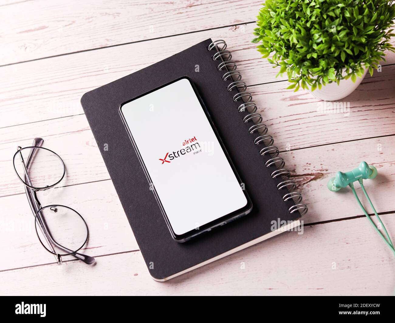 Airtel xstream logo hi-res stock photography and images - Alamy