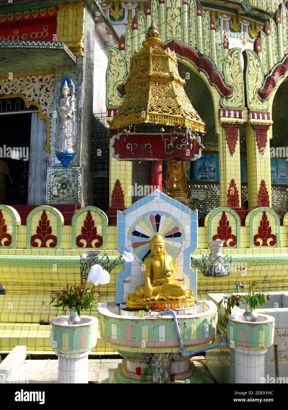 The ancient temple in Yangon, Rangoon, Myanmar Stock Photo - Alamy