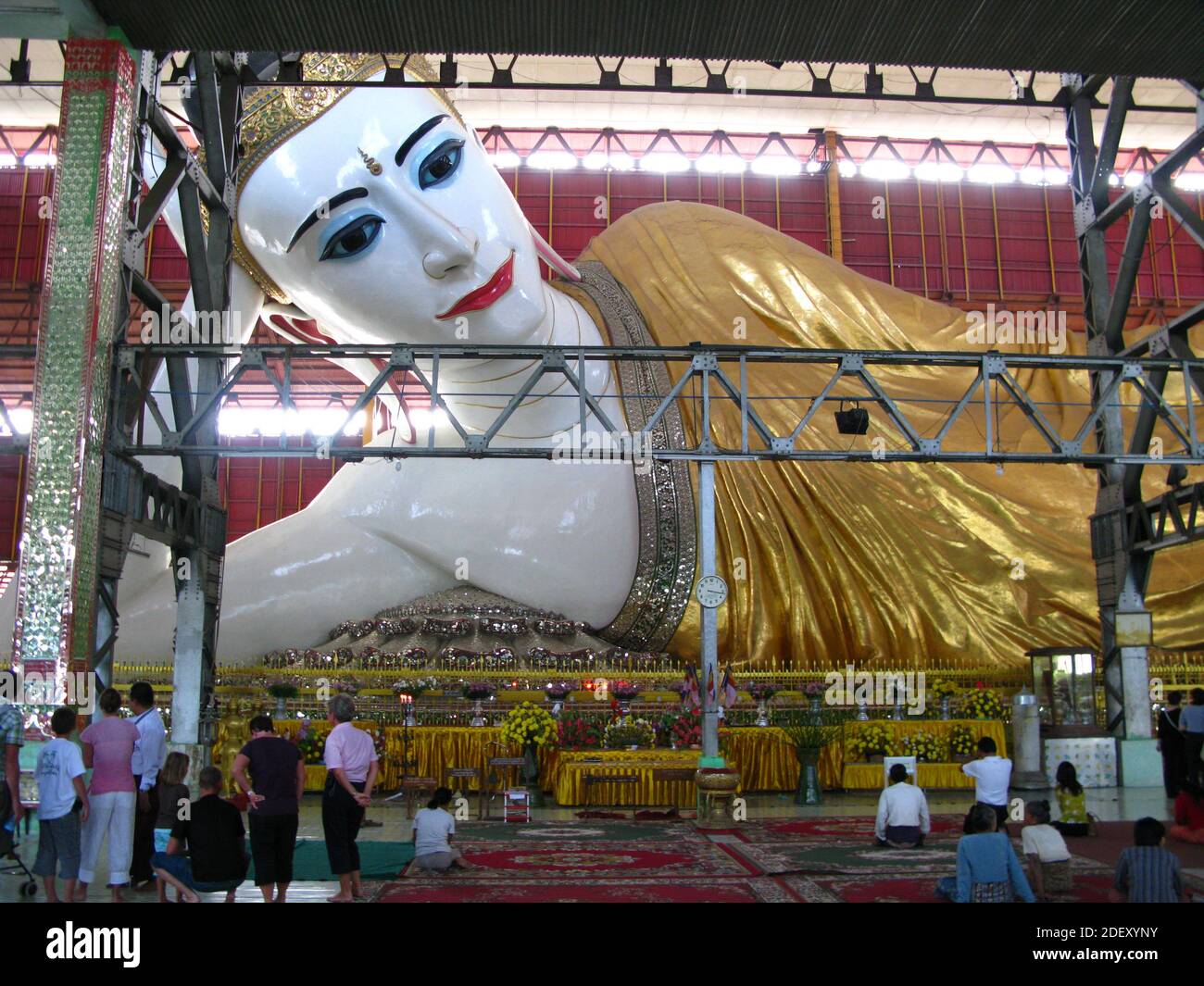 The ancient temple in Yangon, Rangoon, Myanmar Stock Photo - Alamy