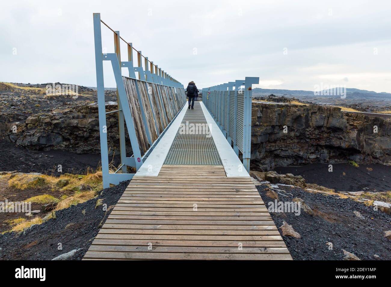 Bridge Between Two Continents, Reykjanes Peninsula, Southern Iceland ...
