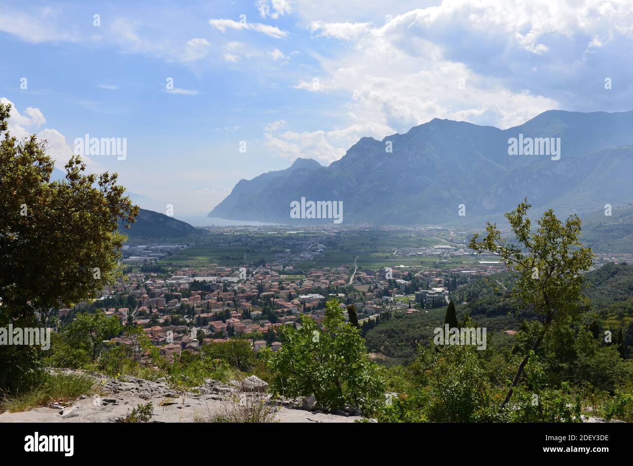 Climbing arco italy hi-res stock photography and images - Alamy