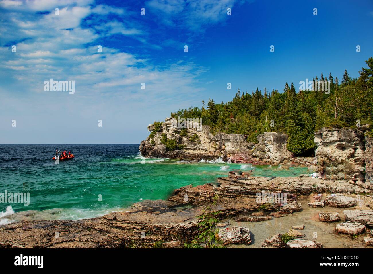 Beautiful rocks near the Grotto in the Georgian Bay. Spectacular ...
