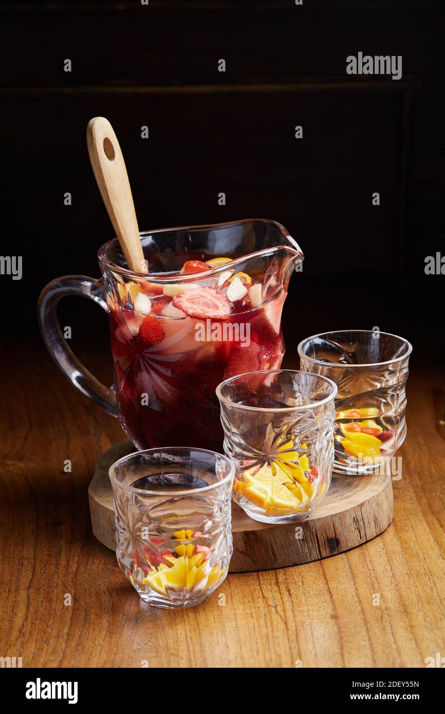 Craft cocktails london bar hi-res stock photography and images - Alamy