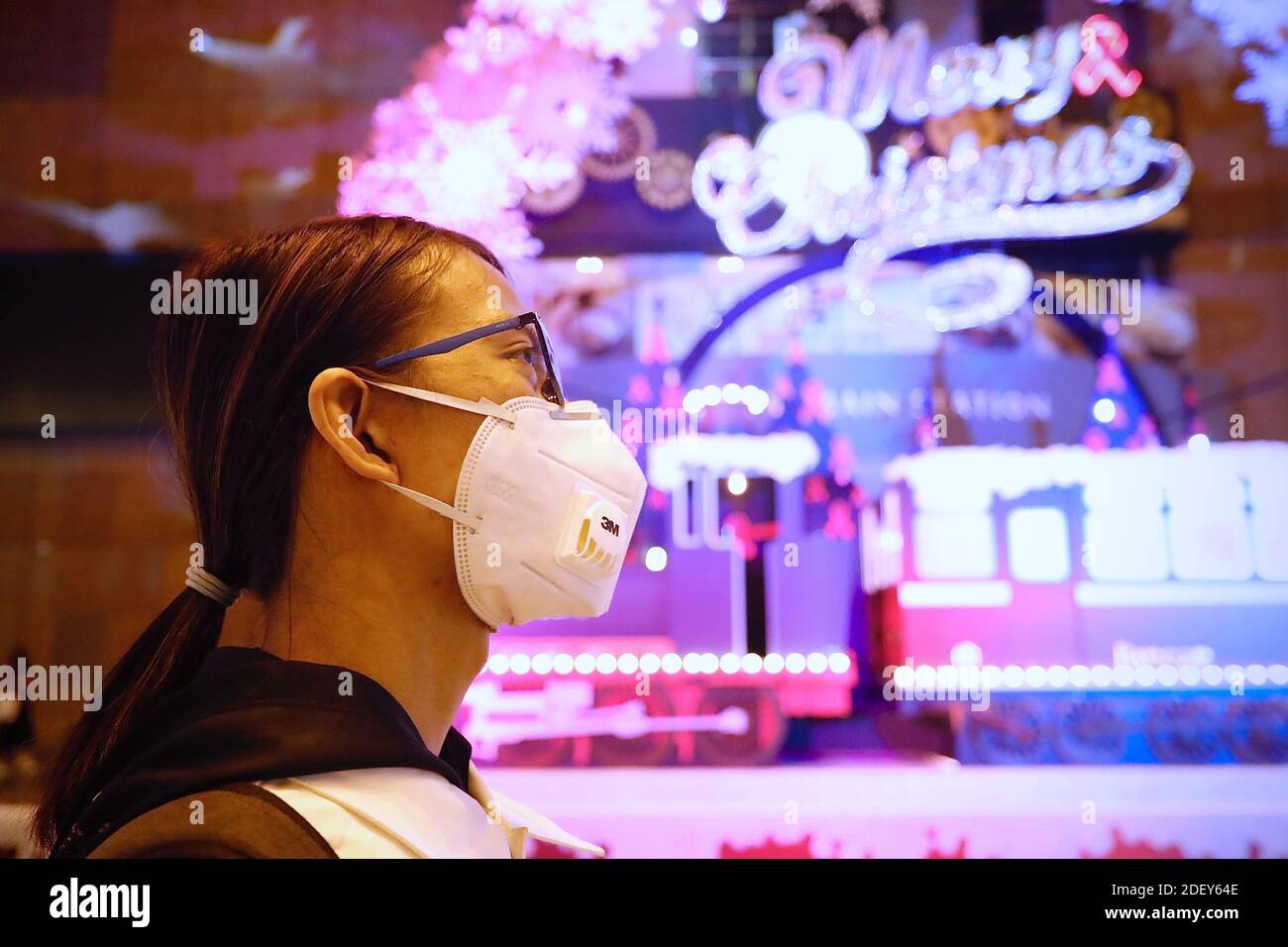 Taipei, Taipei, Taiwan. 2nd Dec, 2020. A girl wearing a mask seen in a ...