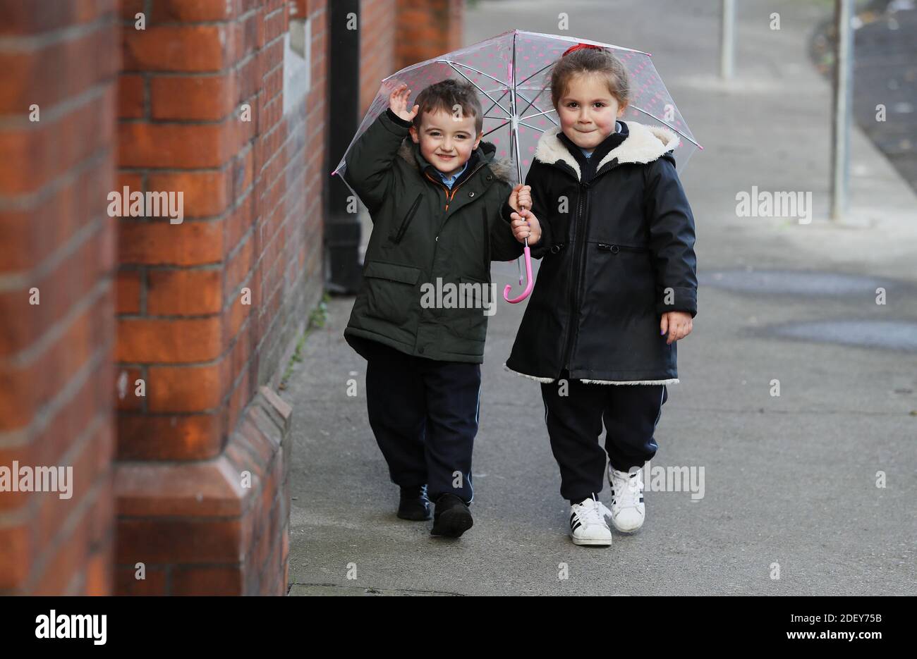 ***PARENTAL PERMISSION GIVEN*** Jason Mahony ,4, (left) and Harper ...
