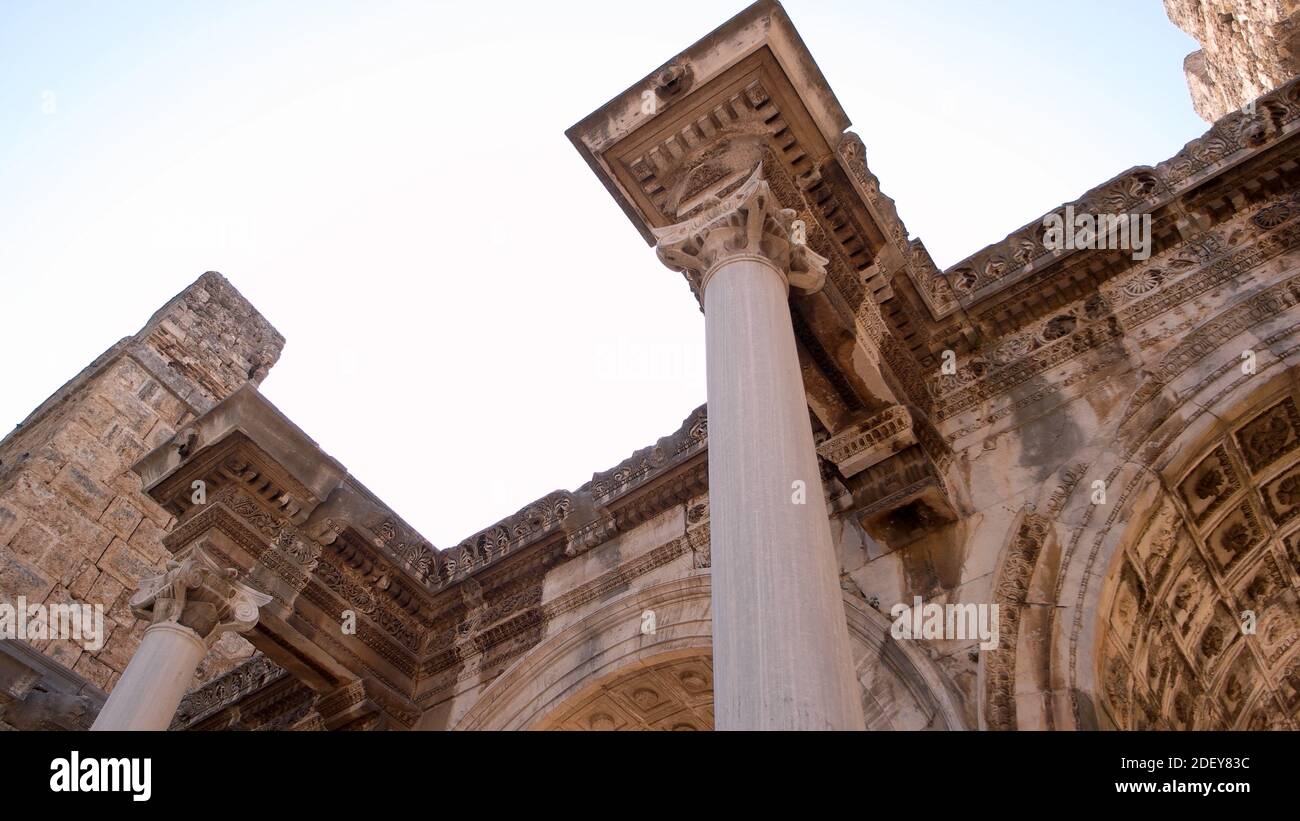 Columns and ruins of antique architecture Stock Photo - Alamy