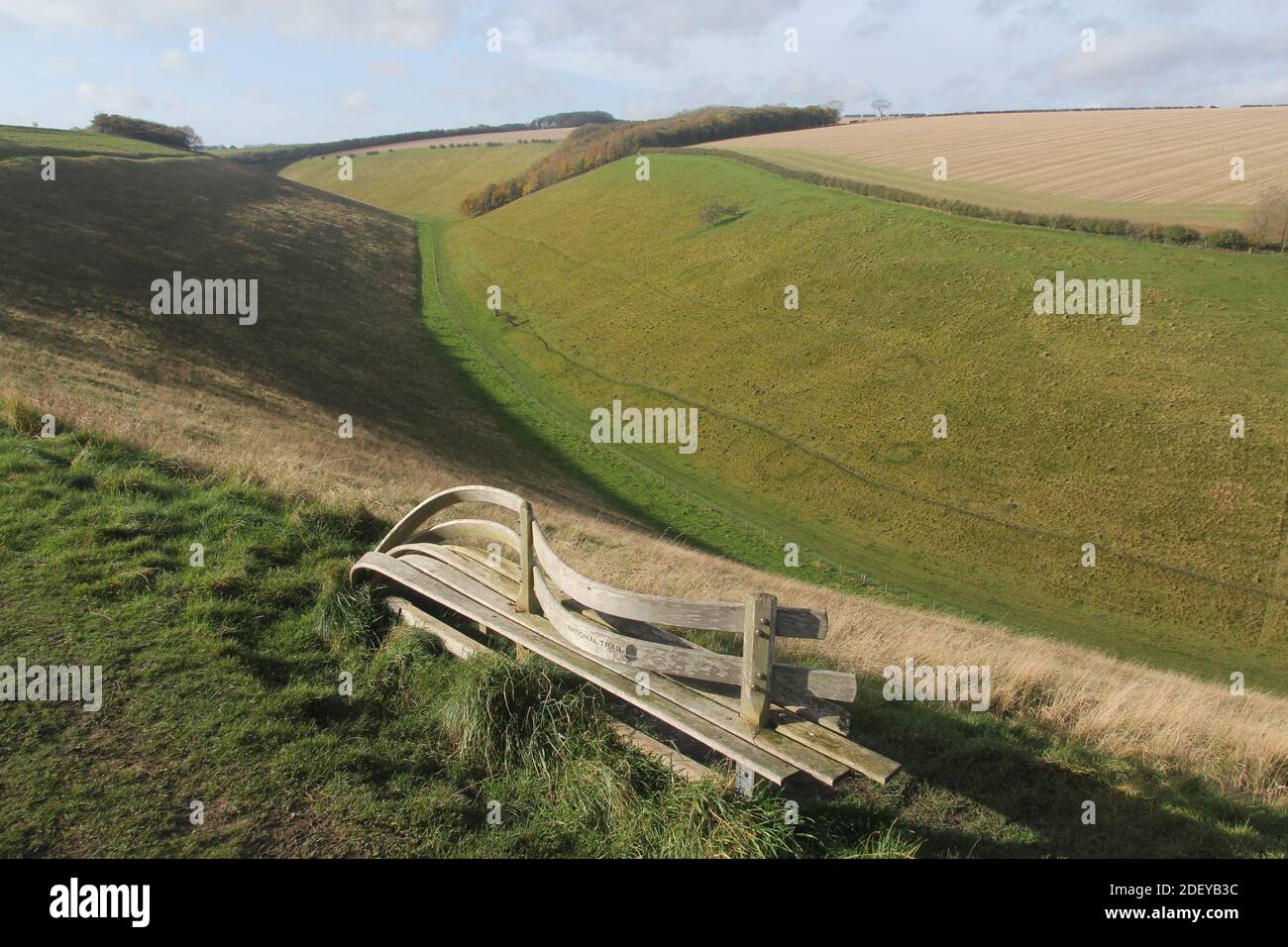 Wolds way bench hi-res stock photography and images - Alamy