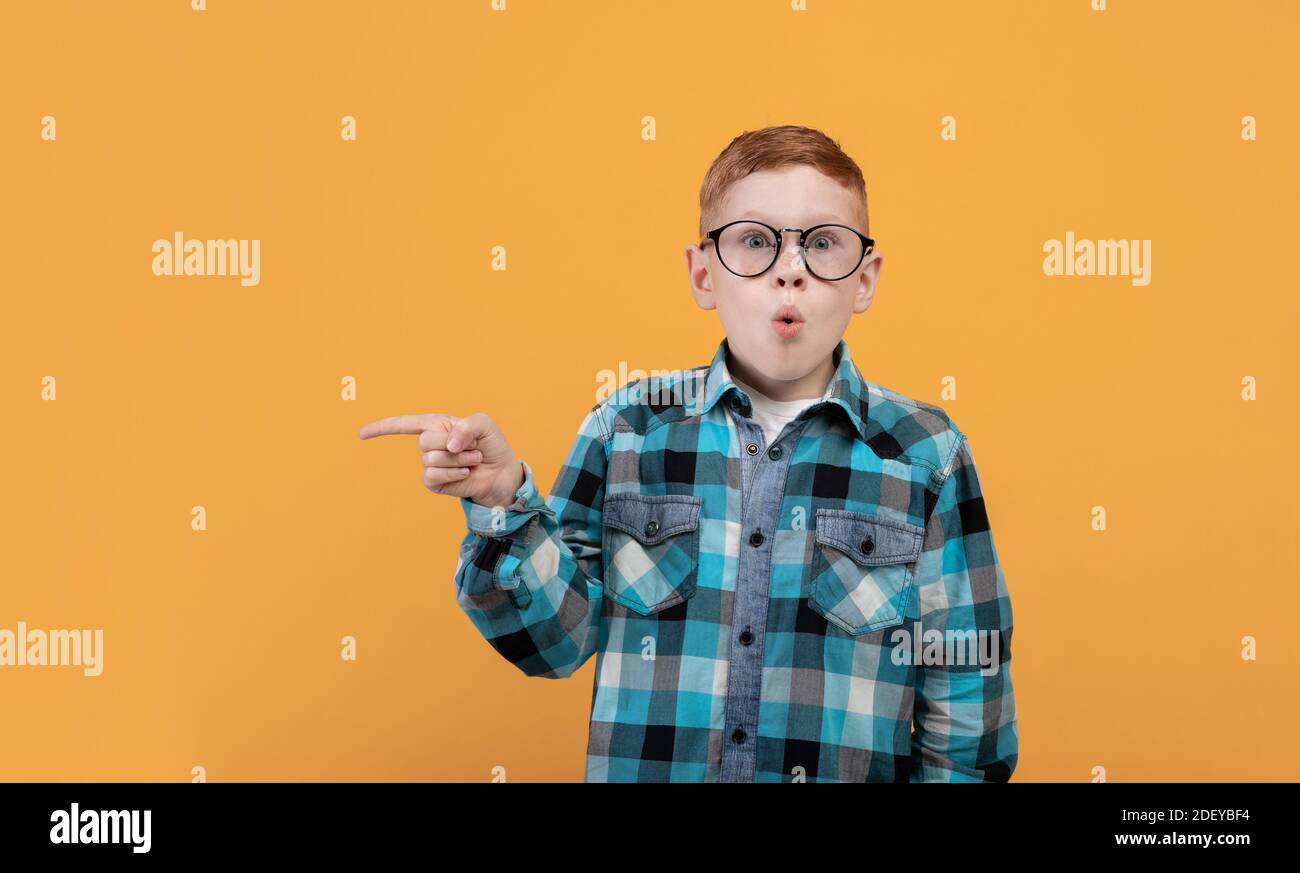 Kid shocking expression hi-res stock photography and images - Alamy