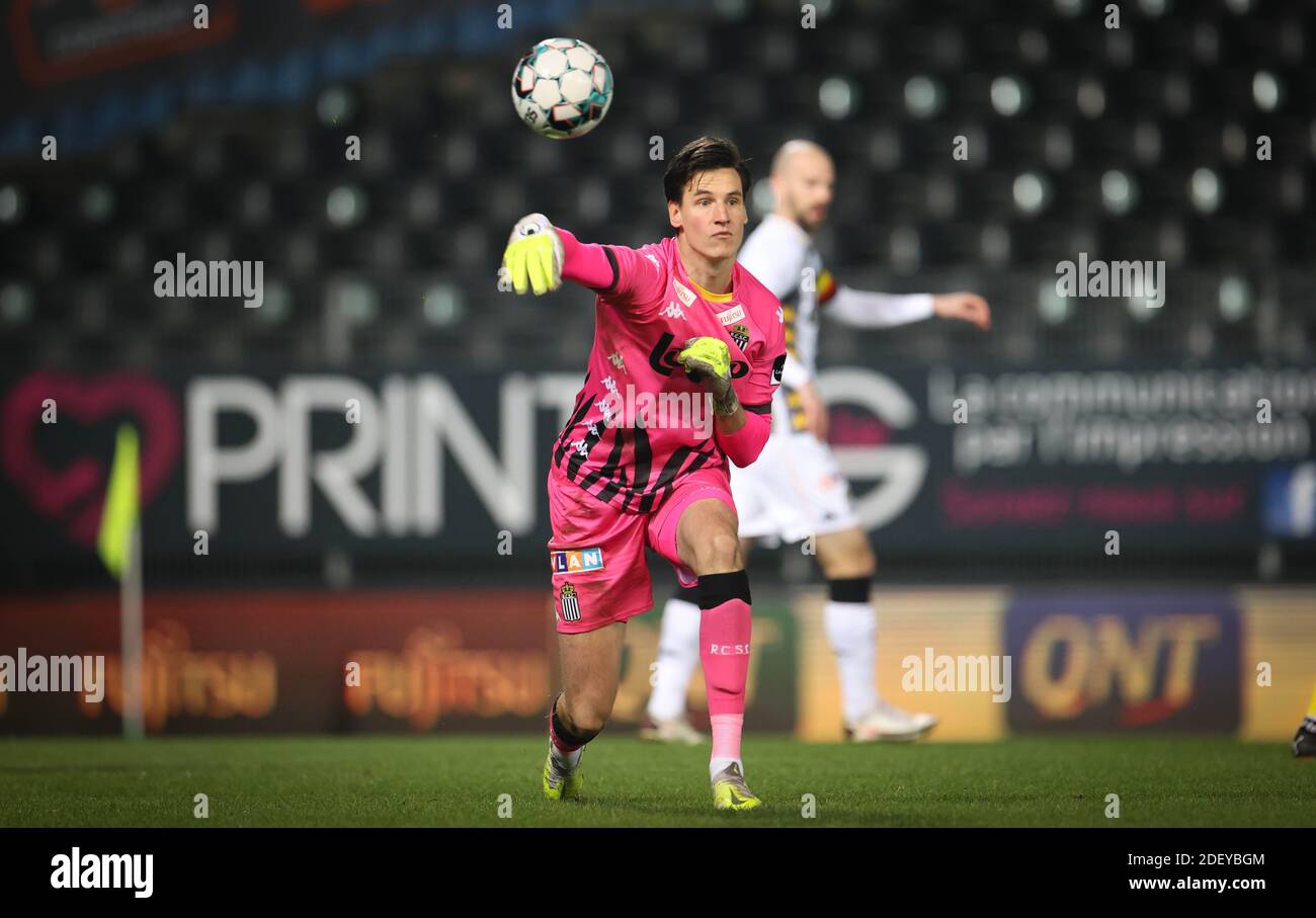 Remy descamps hi-res stock photography and images - Alamy