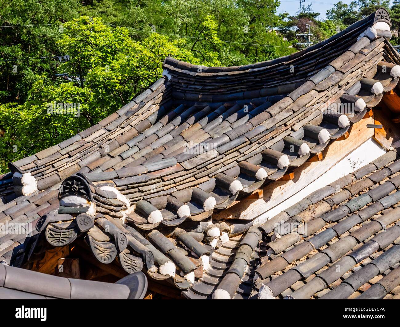 Korean traditional roofs in Bukchon Hanok Village in Seoul, South Korea ...