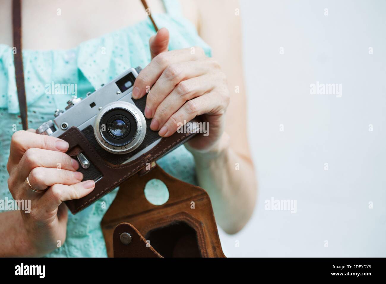 Girl with retro camera. Vintage Stock Photo - Alamy