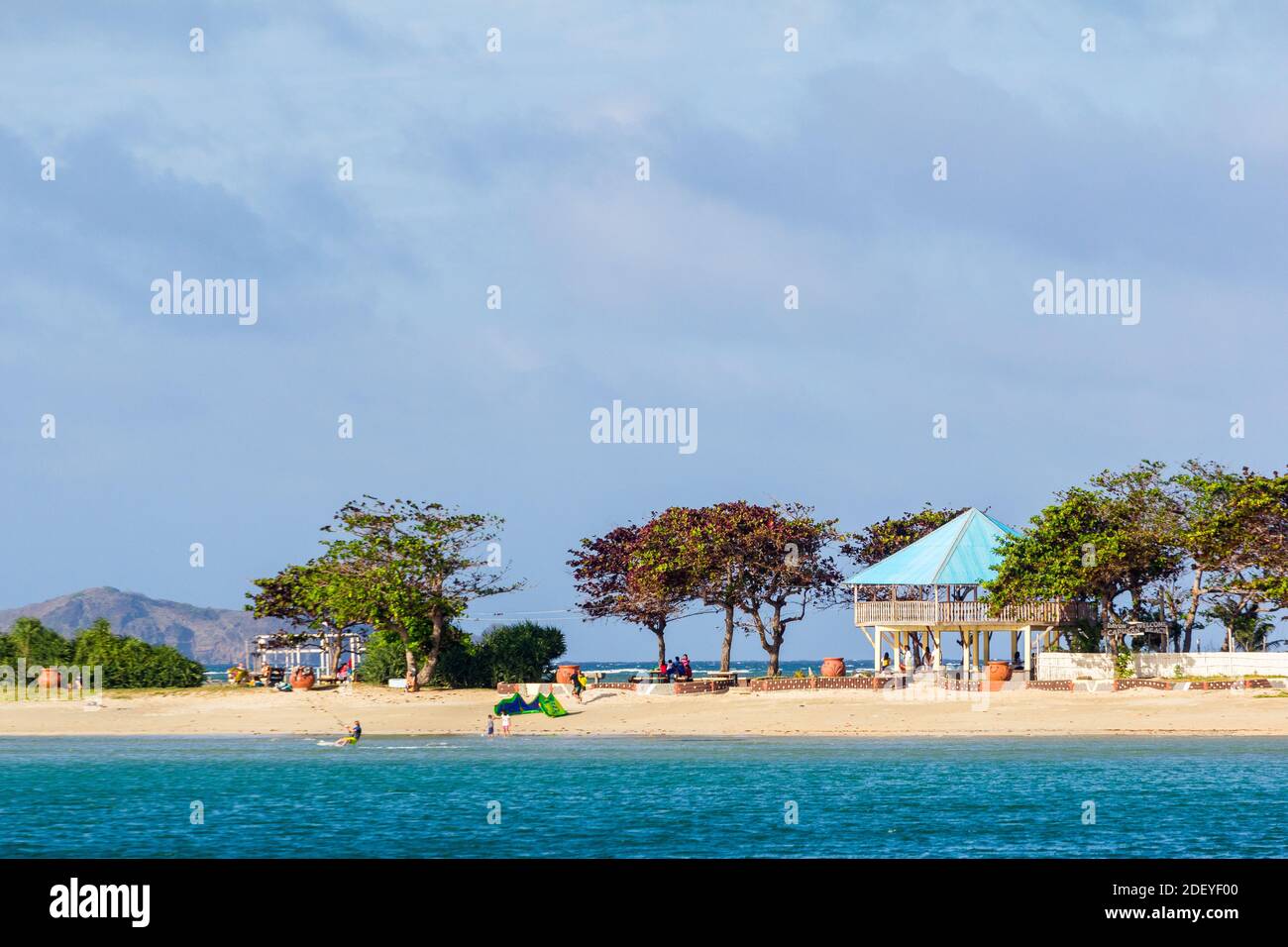 Kite boarding and windsurfing in Capusan Beach, Cuyo, Palawan ...
