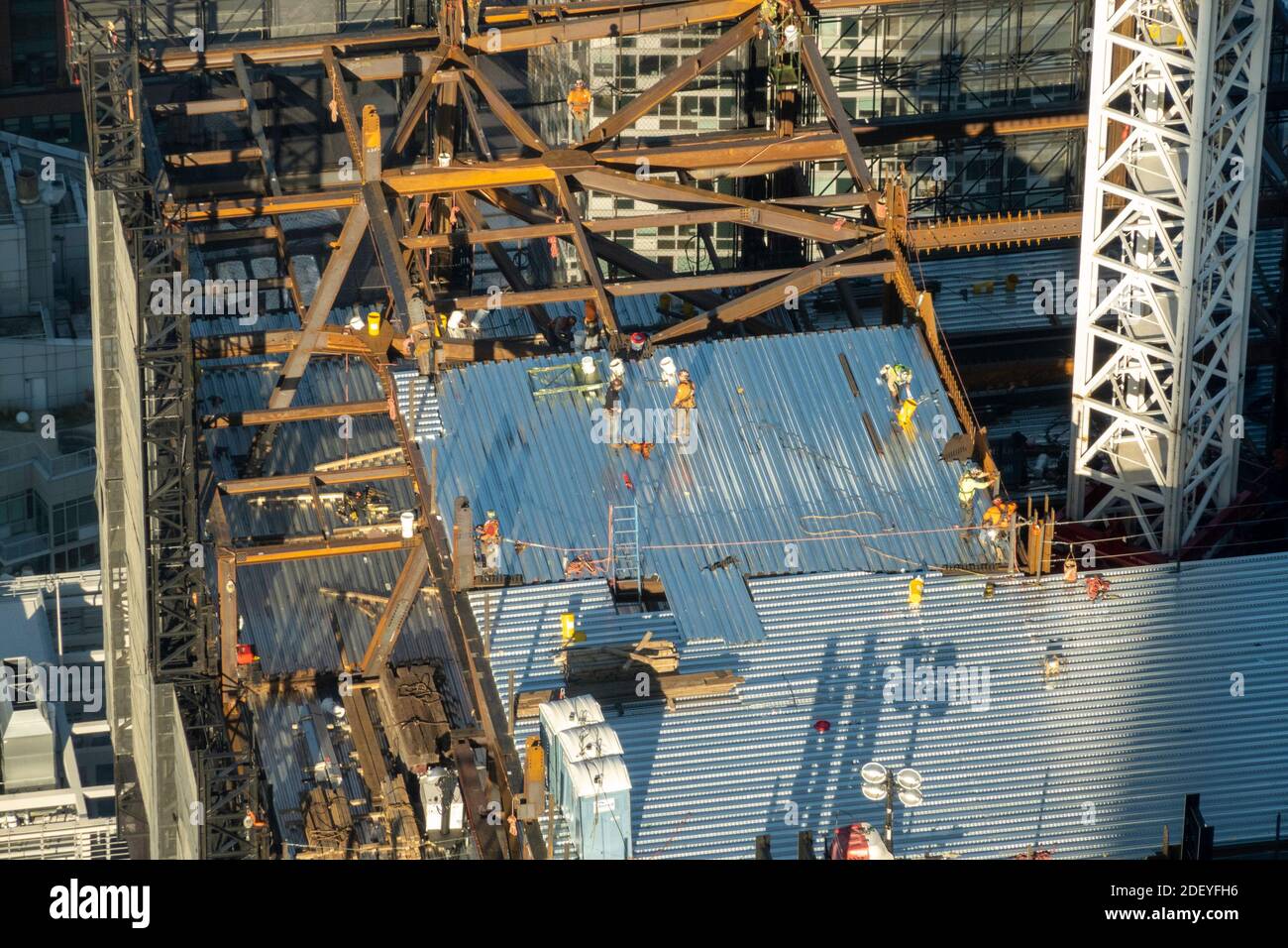 Hudson Yards Construction site with Tradesmen, NYC, USA Stock Photo - Alamy