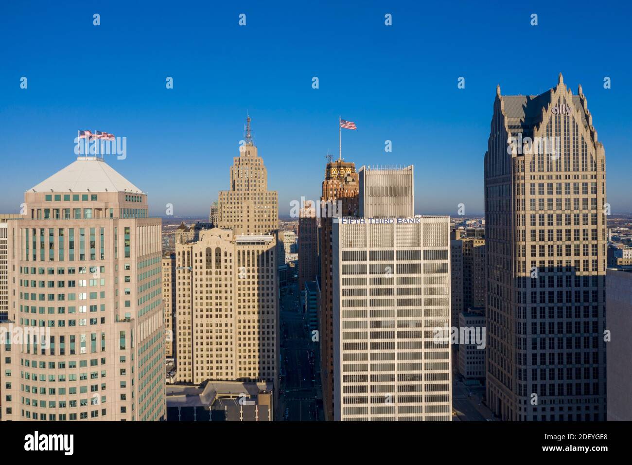 Downtown office towers hi-res stock photography and images - Alamy