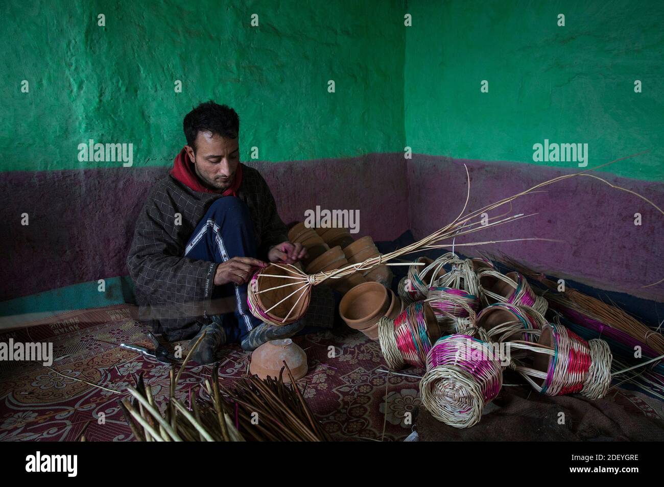 Six 02 hi-res stock photography and images - Alamy