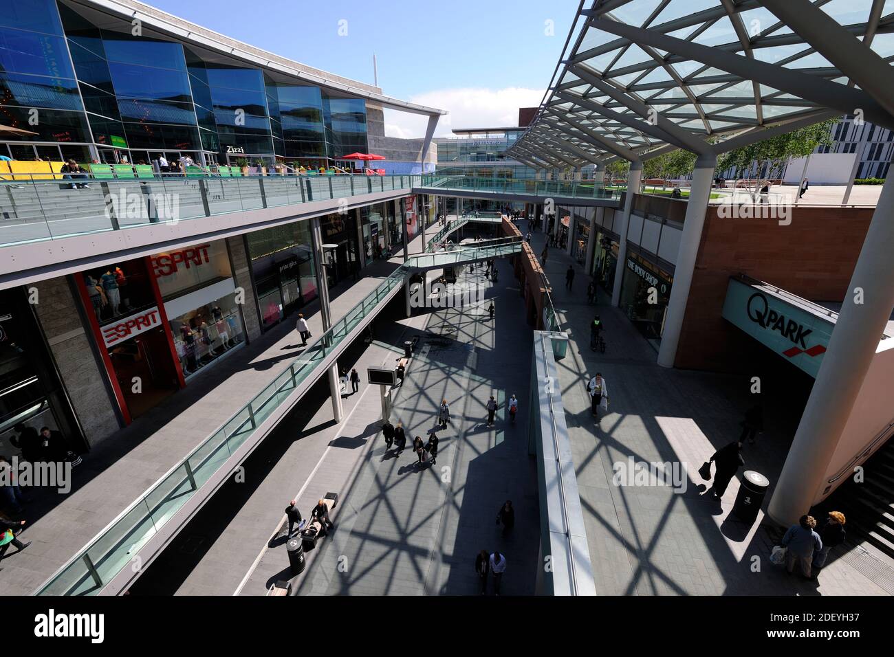 Liverpool ONE Retail Shopping Mall Stock Photo - Alamy