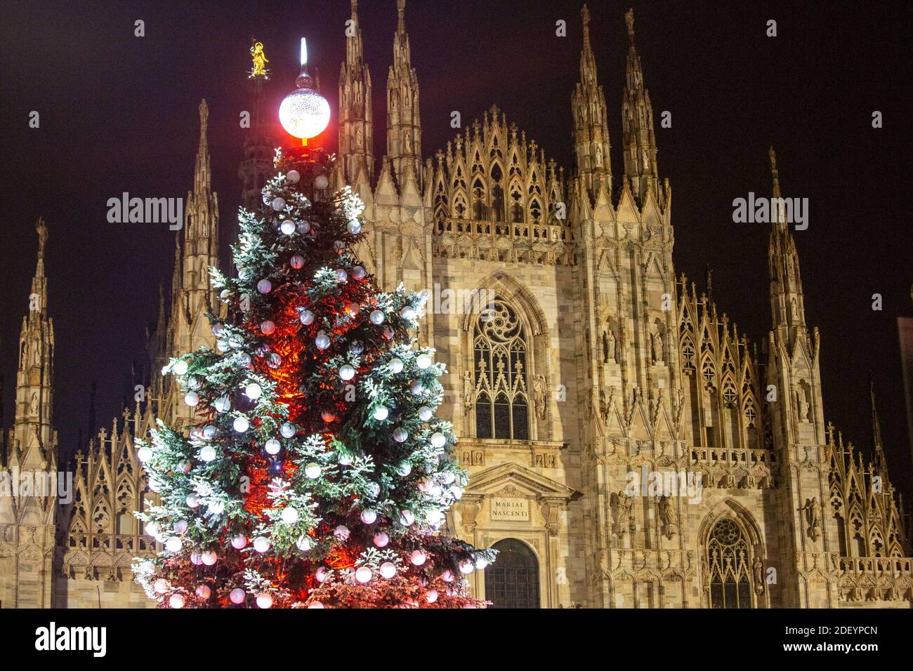 Milan, Italy. 02nd Dec, 2020. Milan, illuminated Christmas tree in ...