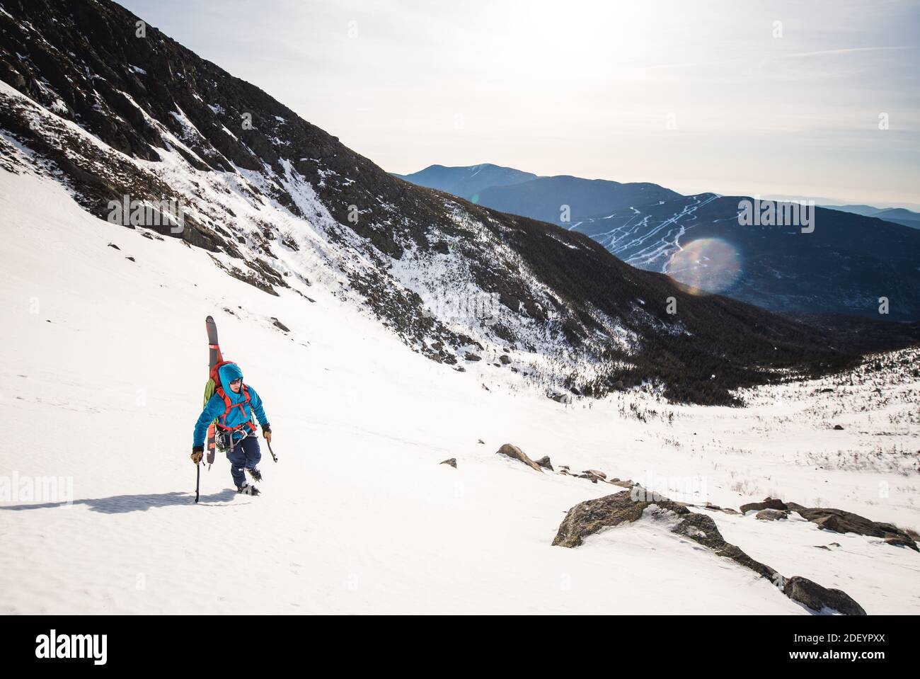 Ascending tools hi-res stock photography and images - Alamy