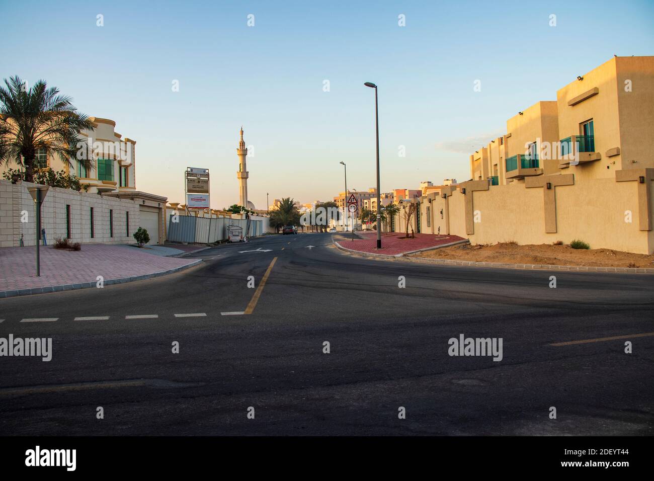 Al Warqa neighborhood in Dubai on early morning. UAE Stock Photo - Alamy