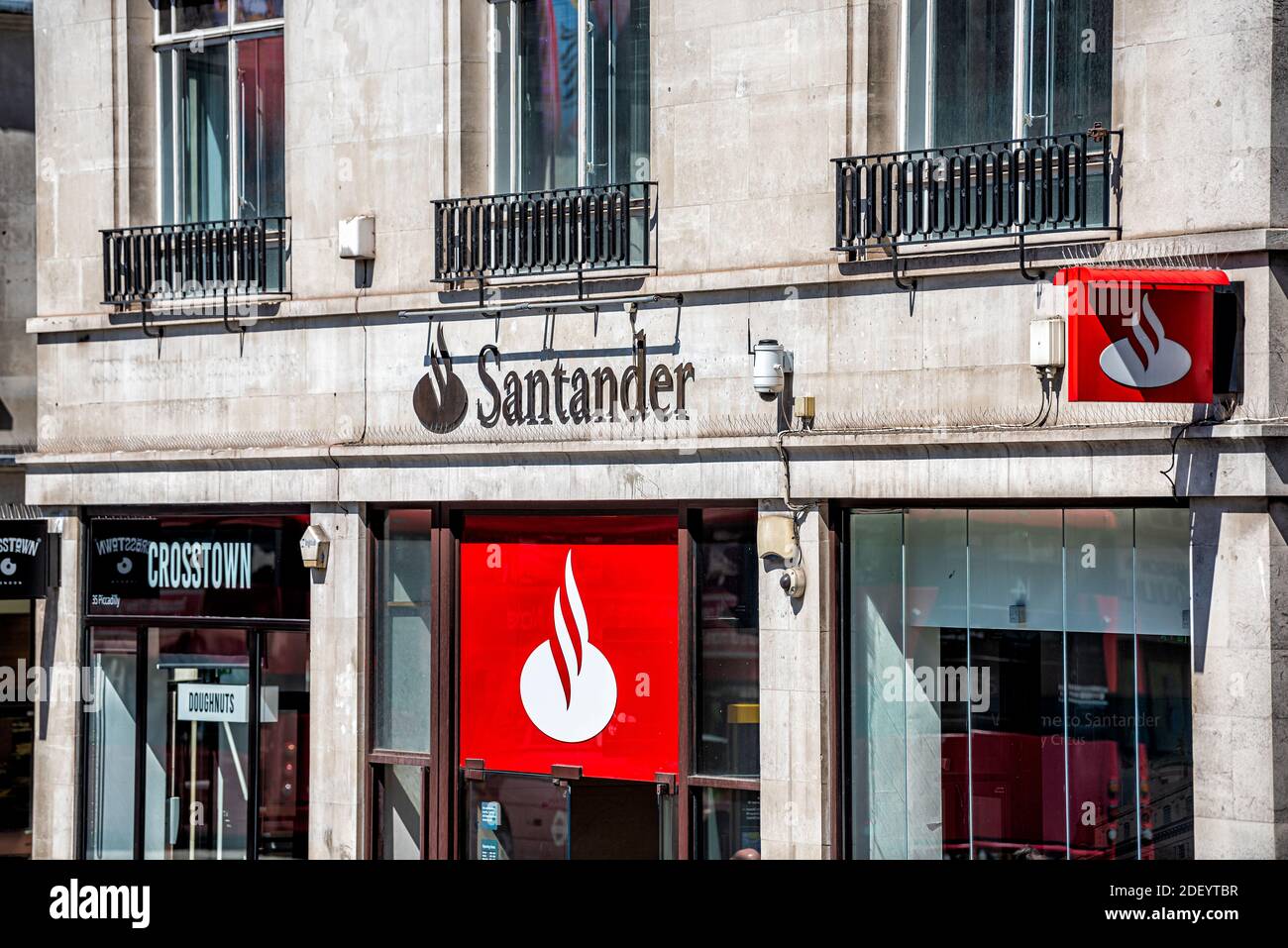 Santander corporate banking hi-res stock photography and images - Alamy