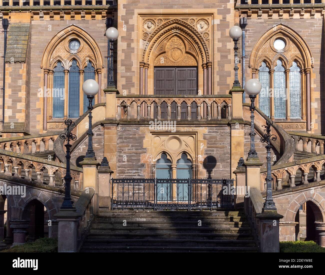 The McManus Art Gallery and Museum, Albert Square, Dundee, Tayside, Scotland, UK Stock Photo - Alamy