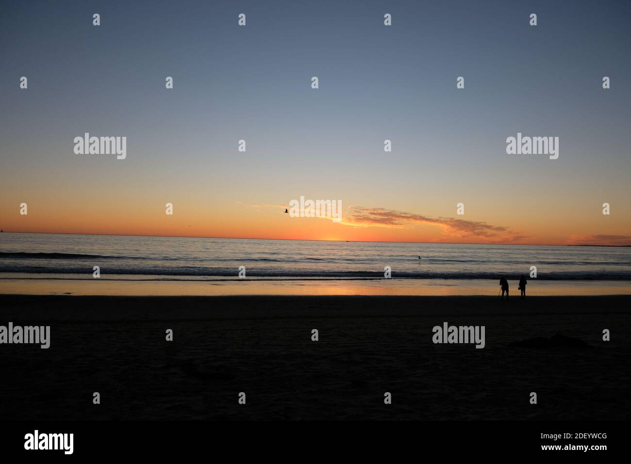 Santa yoga beach hi-res stock photography and images - Alamy