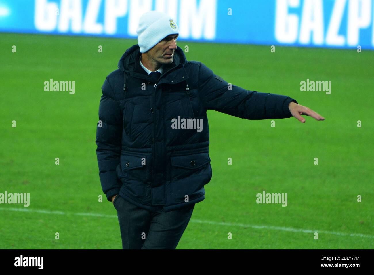 Zinedine zidane celebration hi-res stock photography and images - Alamy