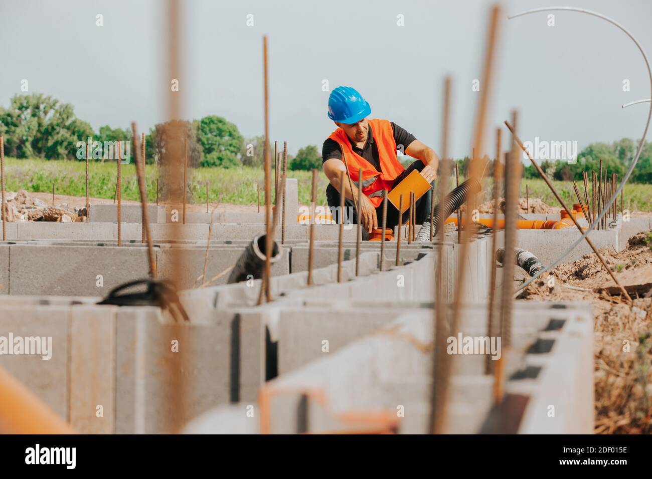 Technology team foundation hi-res stock photography and images - Alamy