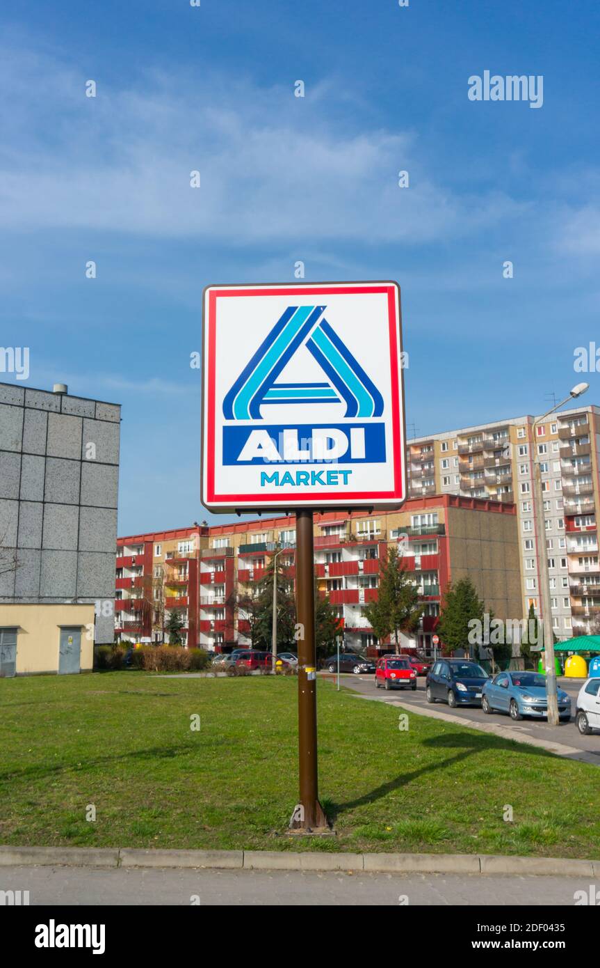 Aldi pole sign hi-res stock photography and images - Alamy