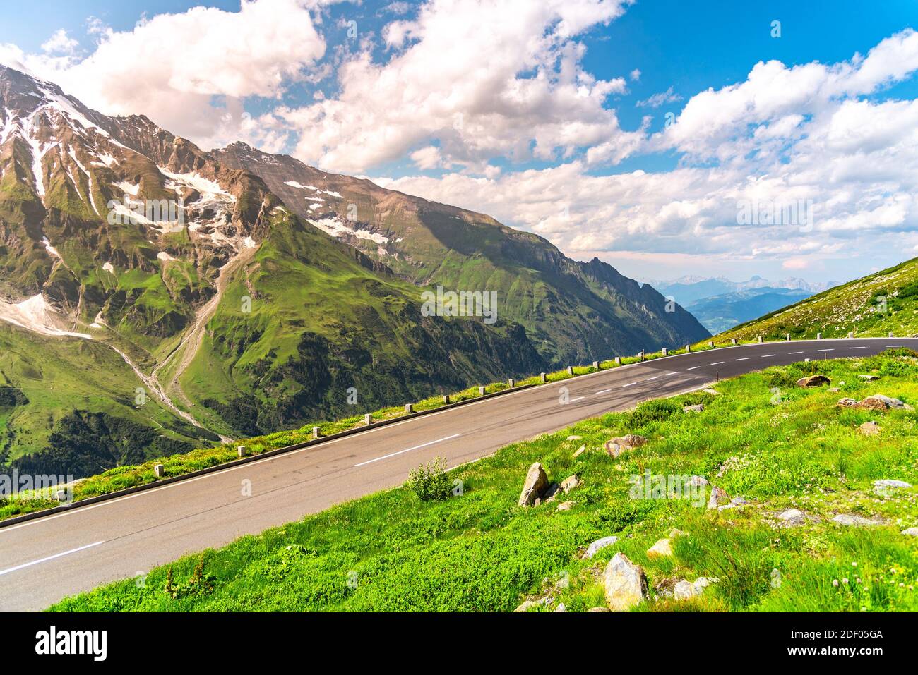 Grossglockner High Alpine Road, German: Grossglockner-Hochalpenstrasse ...