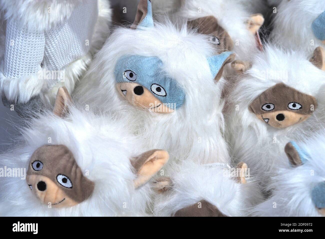 Funny animals toy hi-res stock photography and images - Alamy