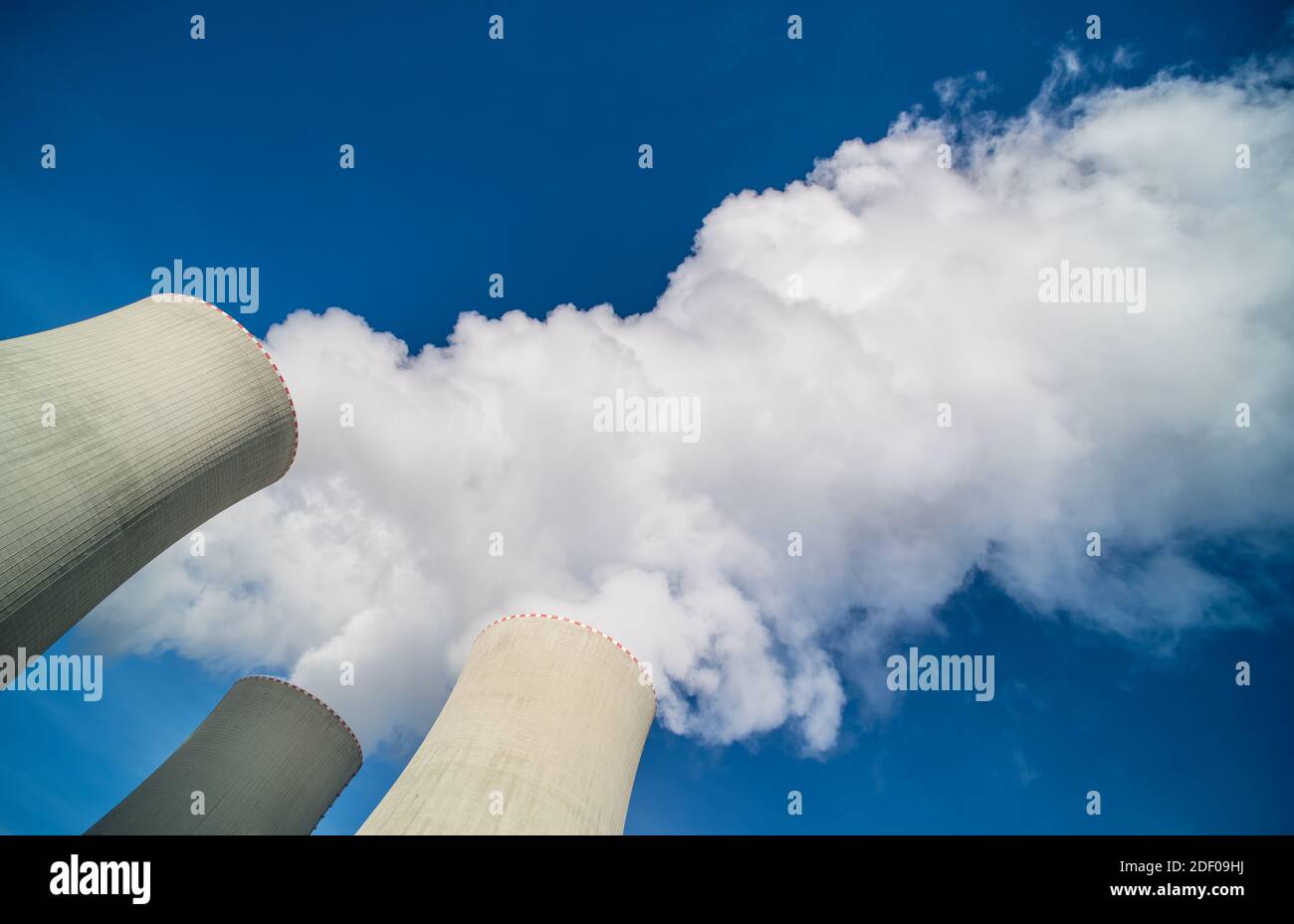 Steam generator nuclear hi-res stock photography and images - Alamy