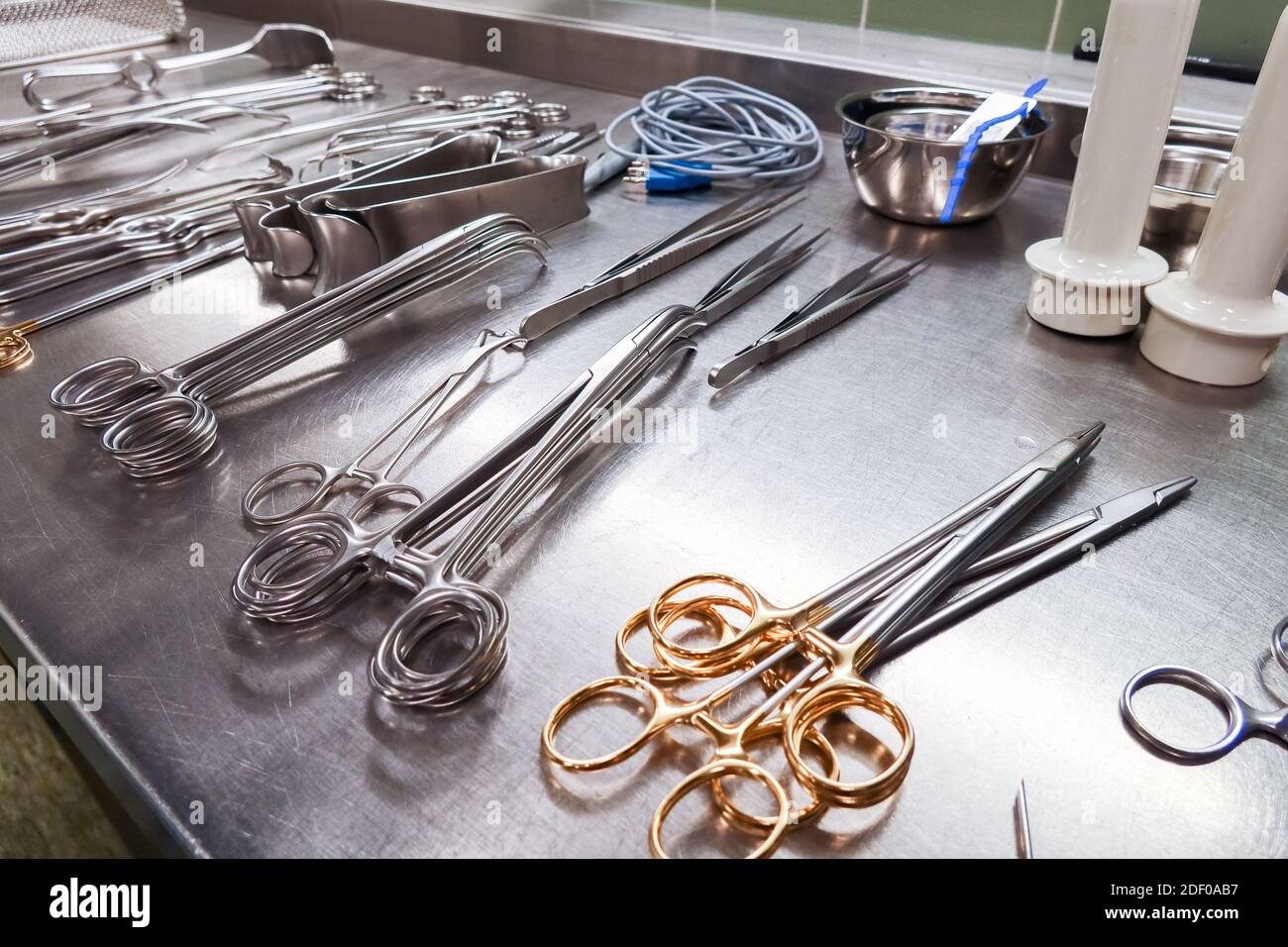 Cleaned and disinfected instruments lie in a sterilization department ...