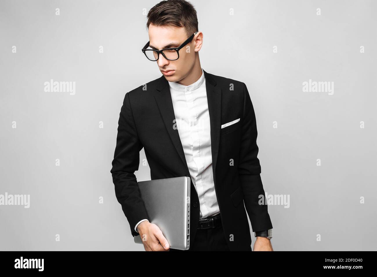 Smart and presentable hi-res stock photography and images - Alamy