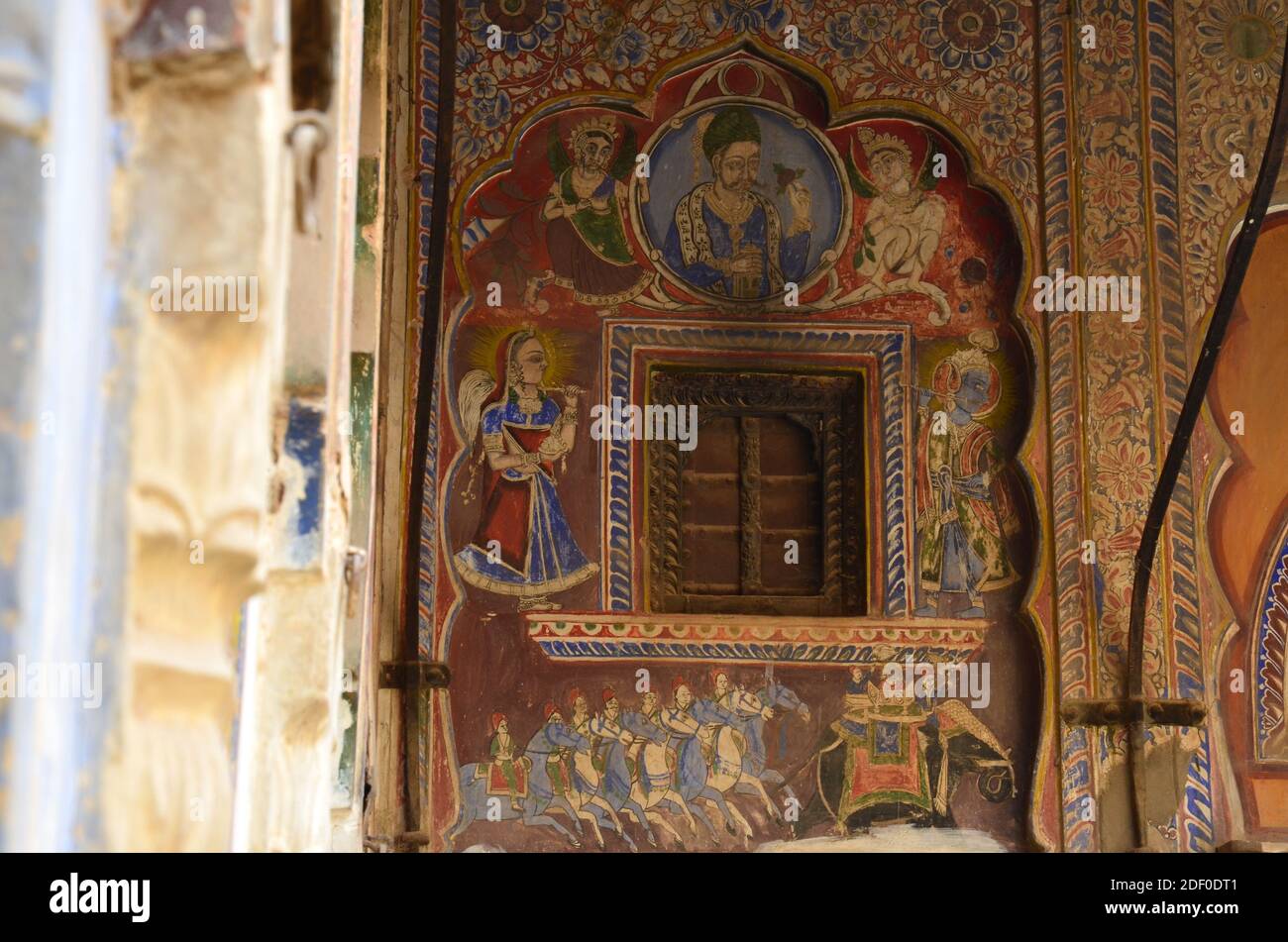 Magnificent window arch in haveli house in the Shekhawati region in ...