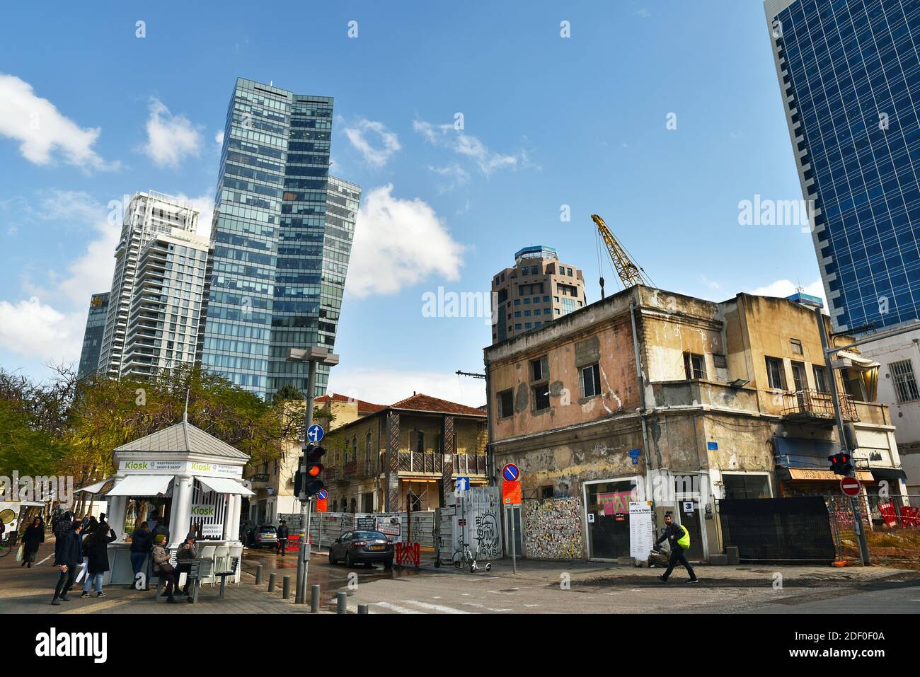 Historic buildings against a backdrop of skyscrapers Stock Photo - Alamy
