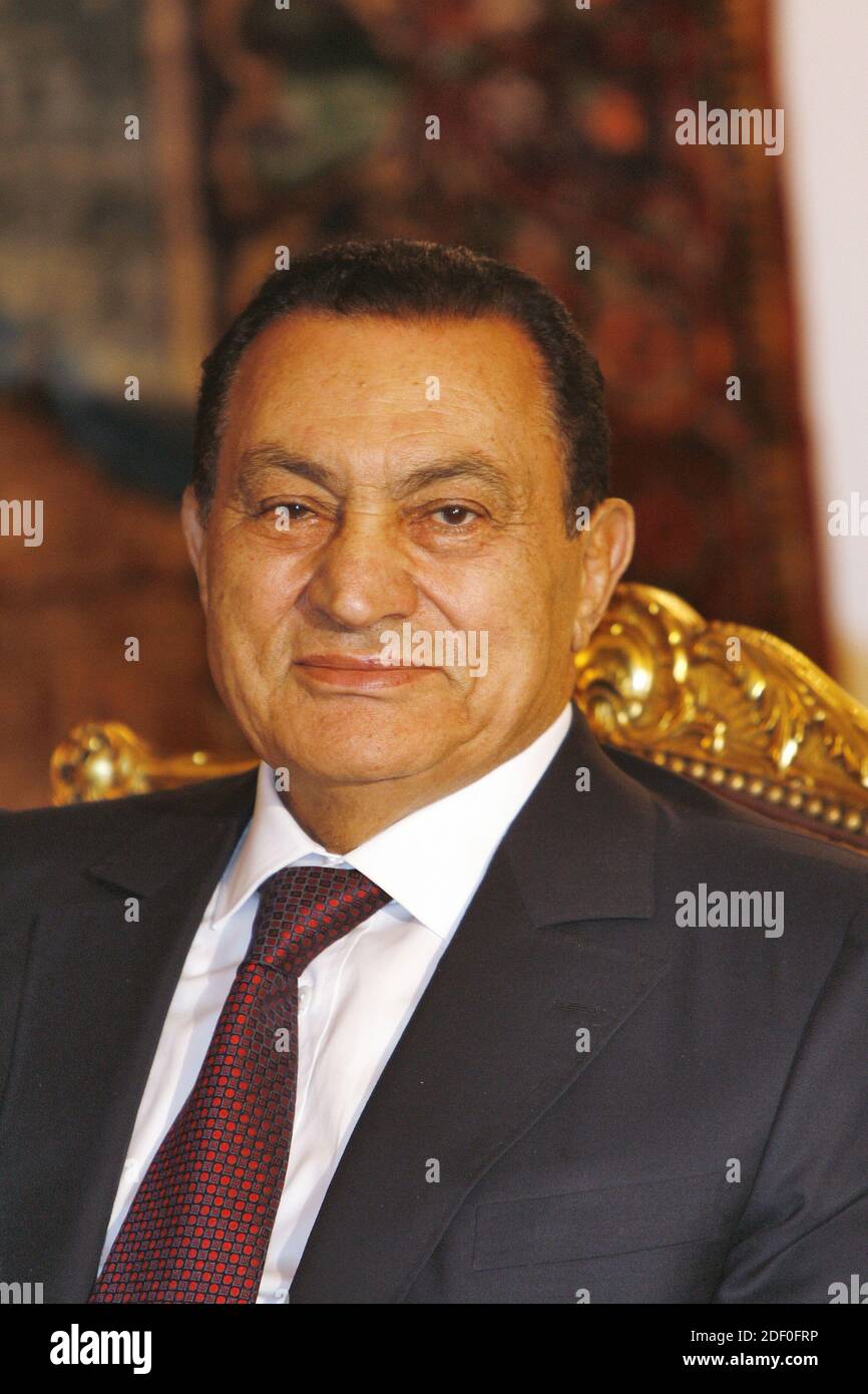 Moubarak egypt hi-res stock photography and images - Alamy