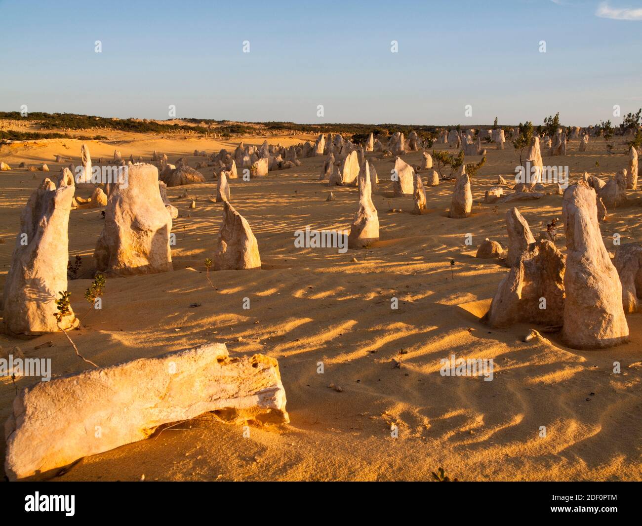 Pinnacles nambung national park hi-res stock photography and images - Alamy