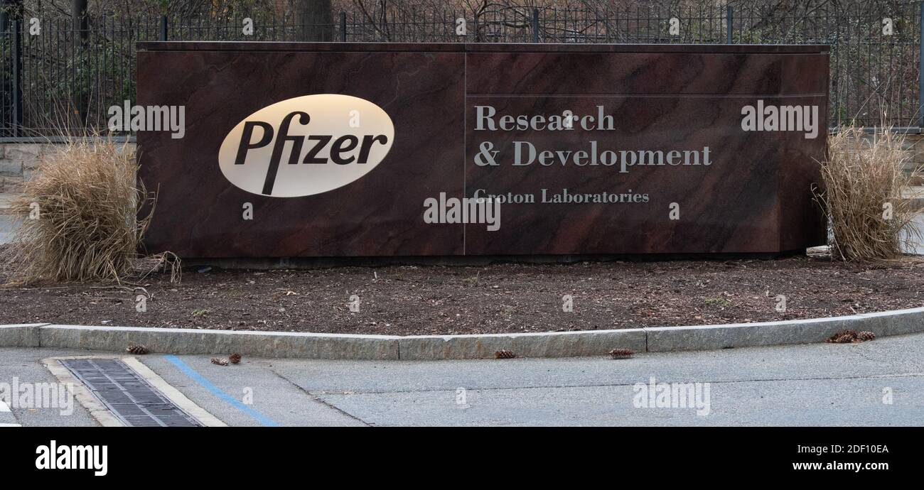 Vaccine maker hi-res stock photography and images - Alamy