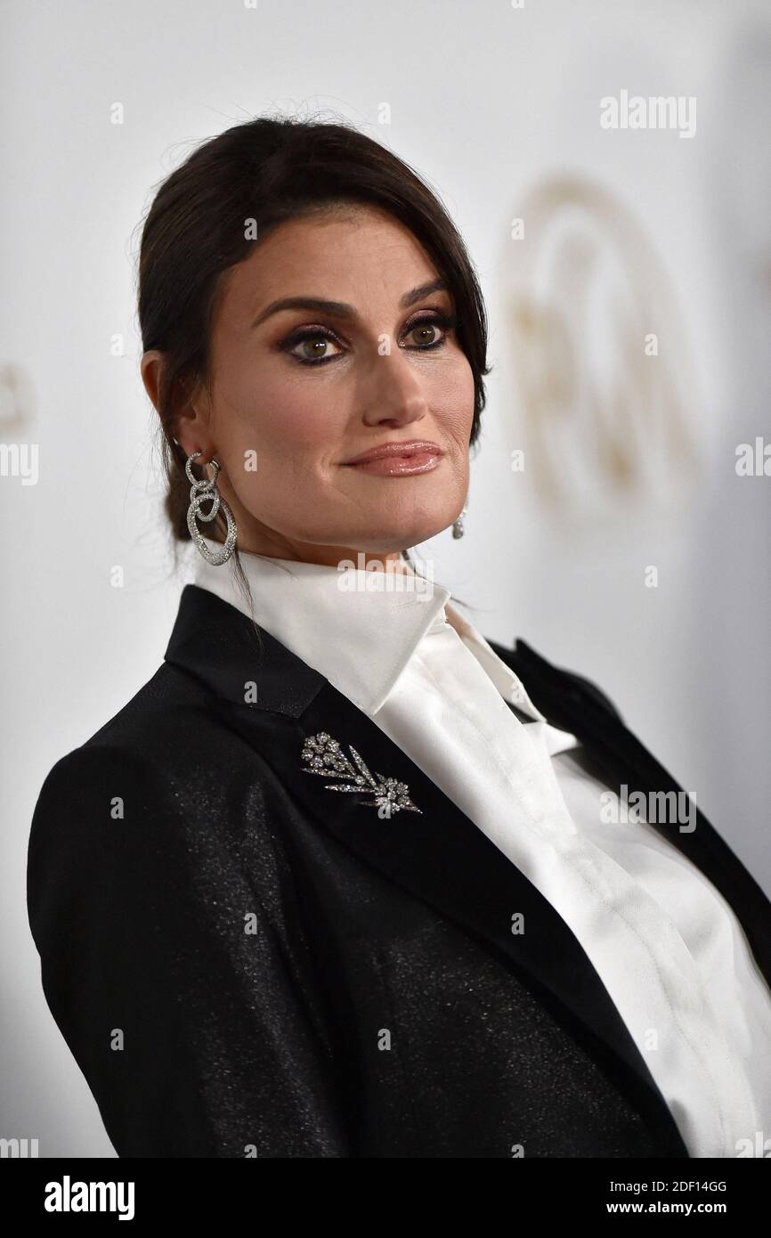 Idina Menzel attends the 31st Annual Producers Guild Awards at ...