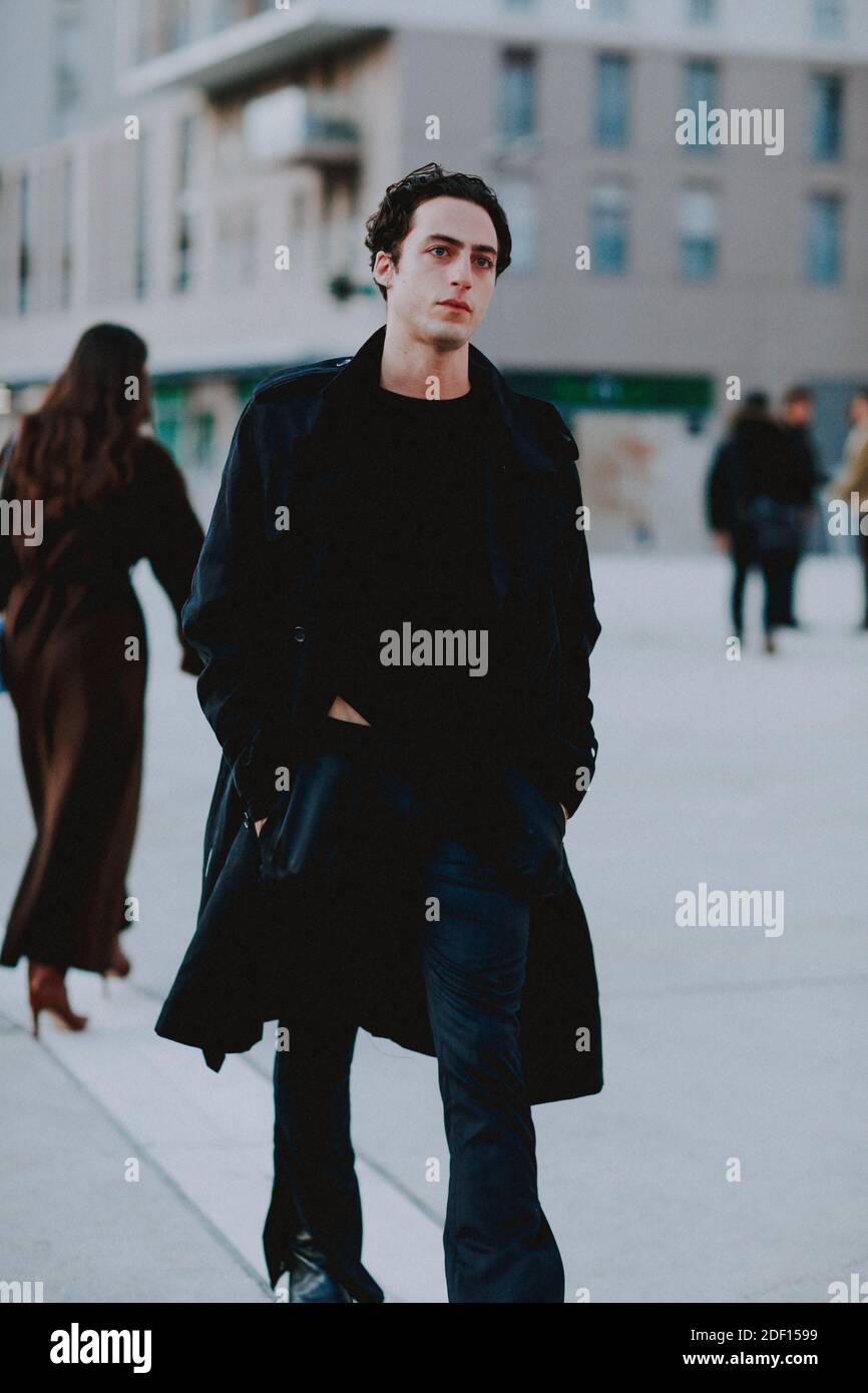 Street style, Alexander Droth arriving at Jacquemus Fall-Winter 2020 ...