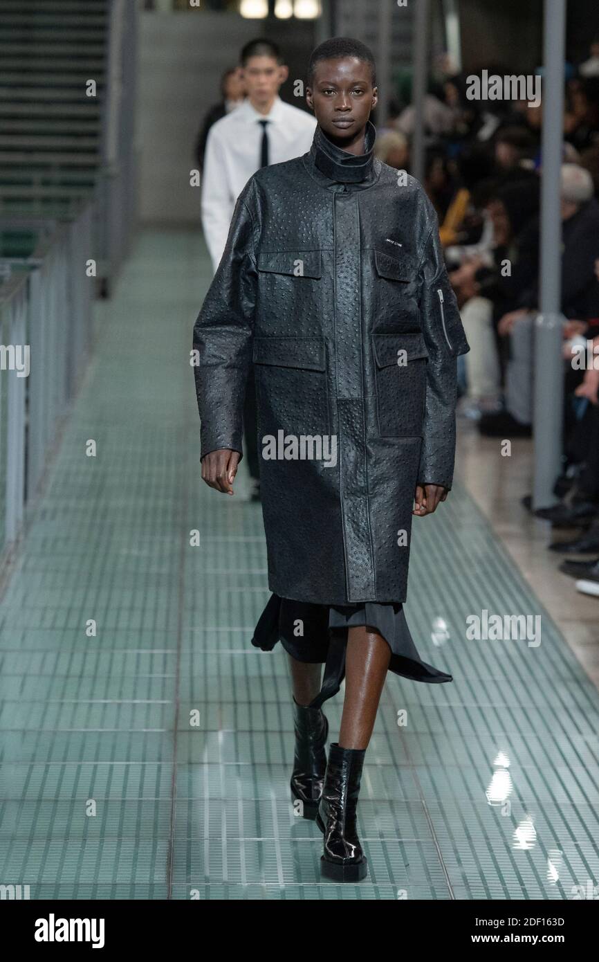 Alyx fashion hi-res stock photography and images - Alamy